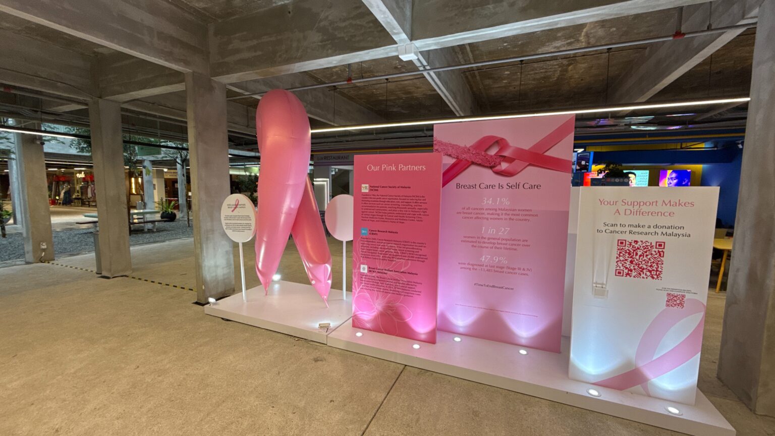 Inflatable Pink Ribbon for Breast Cancer Awareness Campaign at The ...